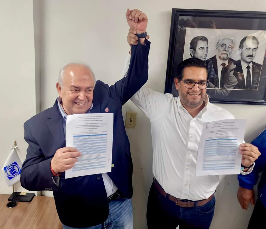 NORMA BUSTAMANTE HACIENDO LA LUCHA; NETZA JÁUREGUI CONFIADO